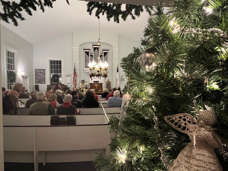 The Light of Christmas Eve – The Chilmark Community Church